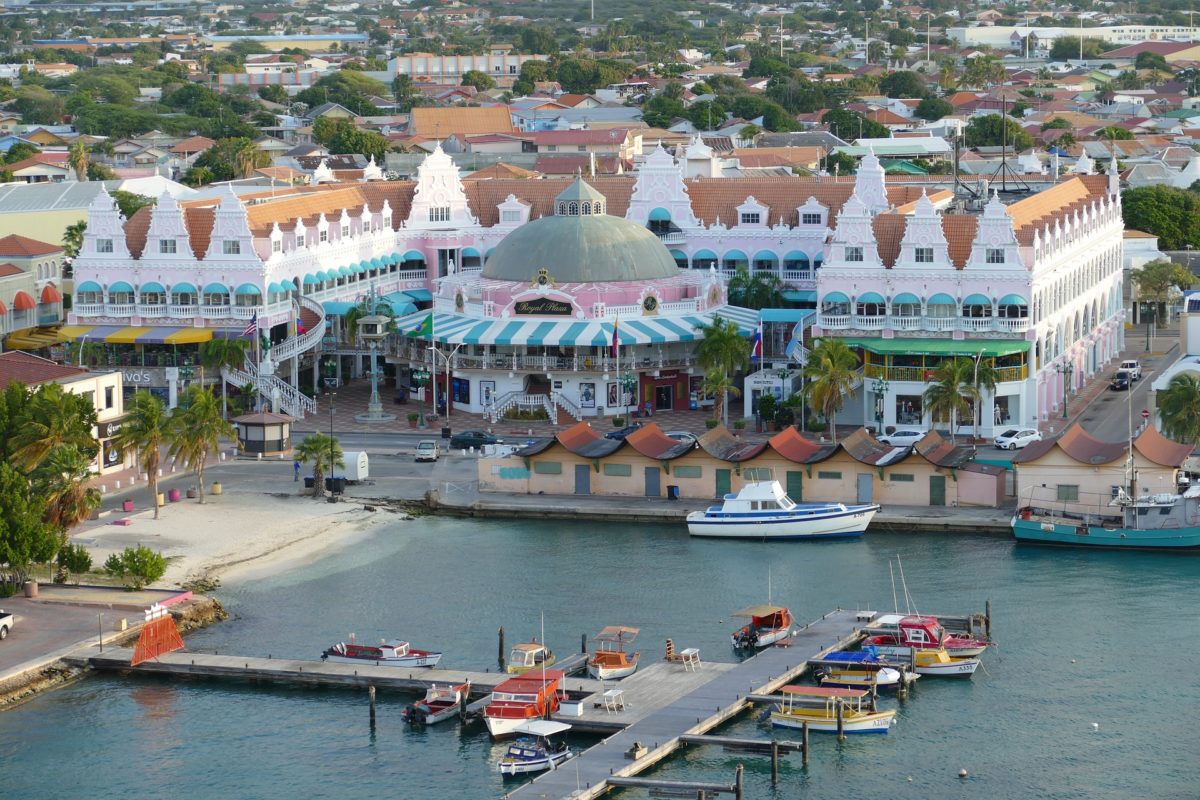 Aruba Beaches and Highlights - A Dutch Caribbean Paradise