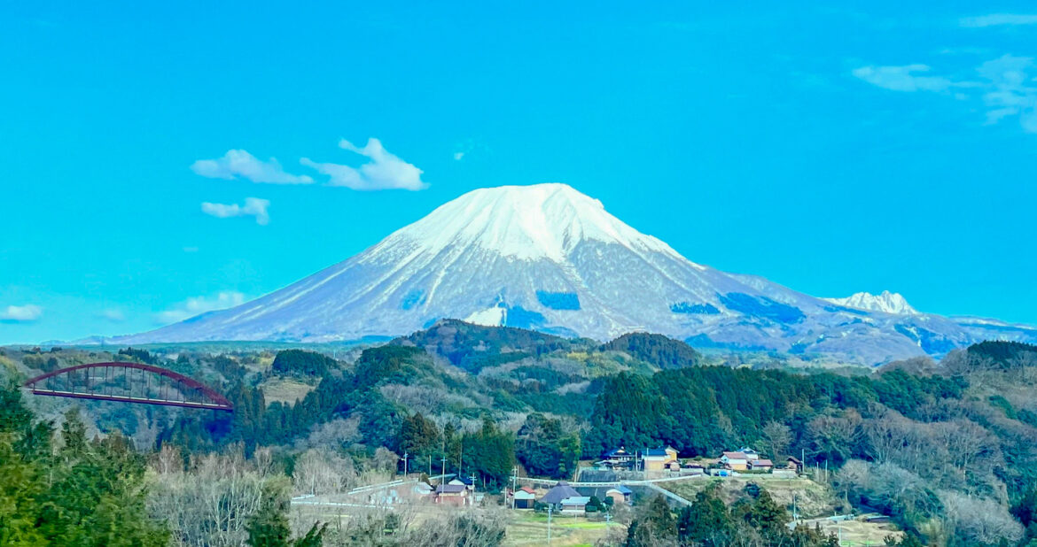 Japan's Tottori Hanakairo Flower Park Tour in Spring
